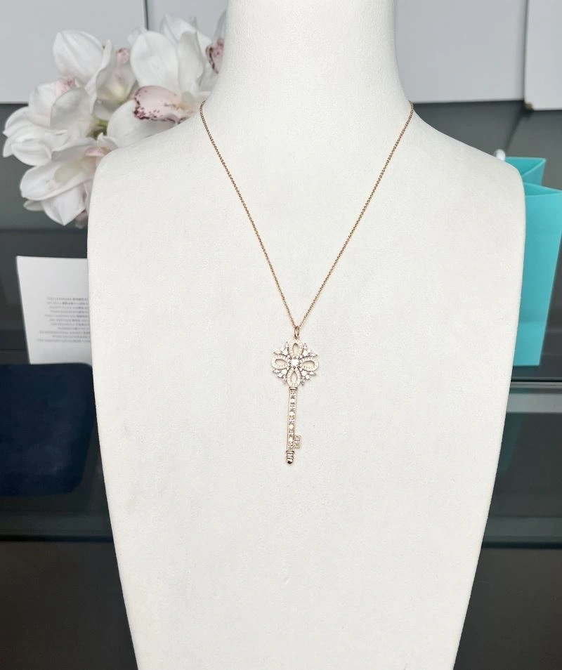 Bargain Tiffany Necklaces
