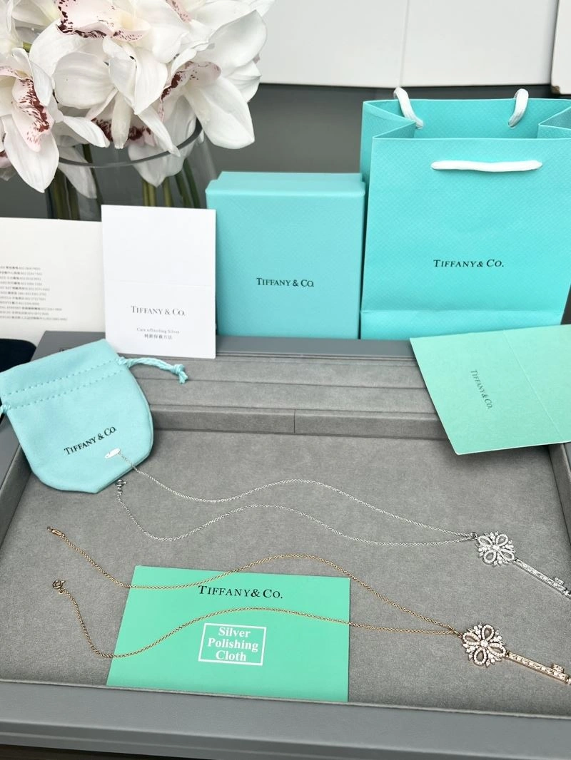Bargain Tiffany Necklaces