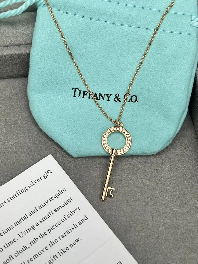 Brand-authenticated Tiffany Necklaces