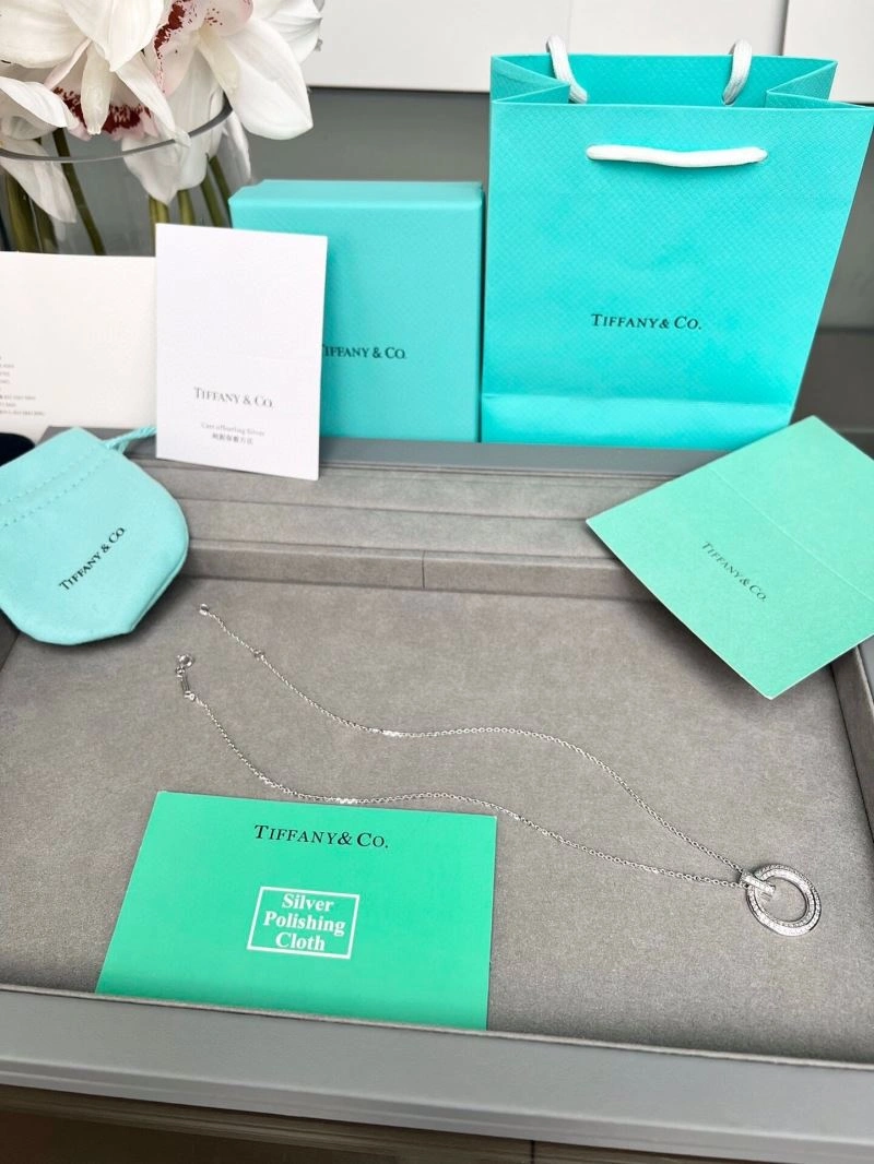 Cut-rate Tiffany Necklaces