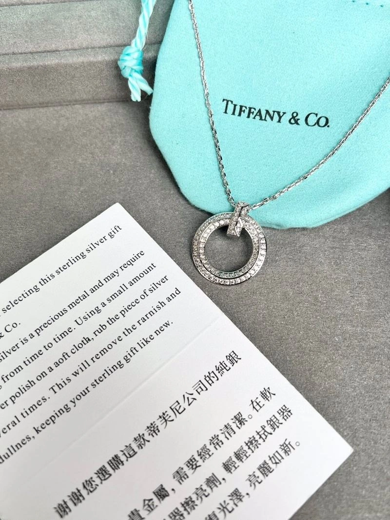 Cut-rate Tiffany Necklaces