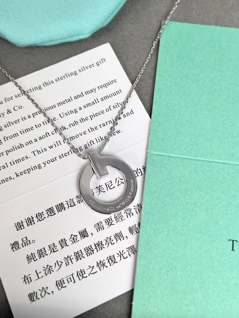 Cut-rate Tiffany Necklaces