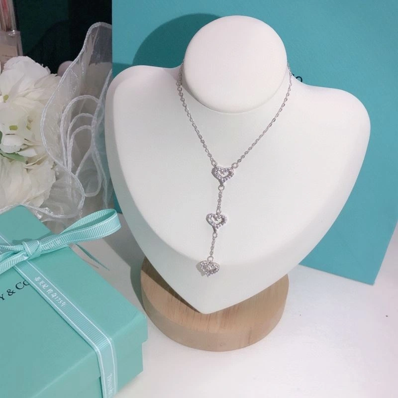 Cut-rate Tiffany Necklaces