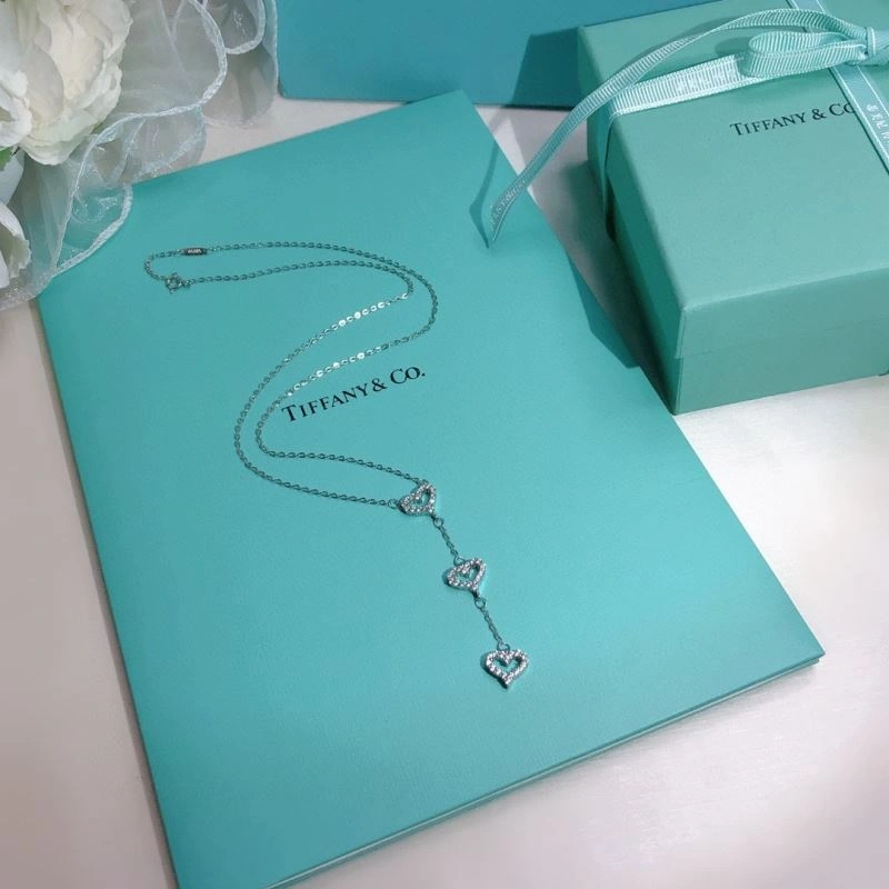 Cut-rate Tiffany Necklaces