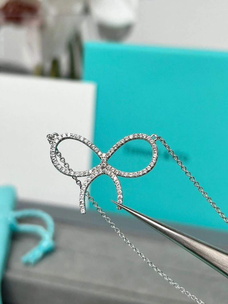 Accurate model Tiffany Necklaces