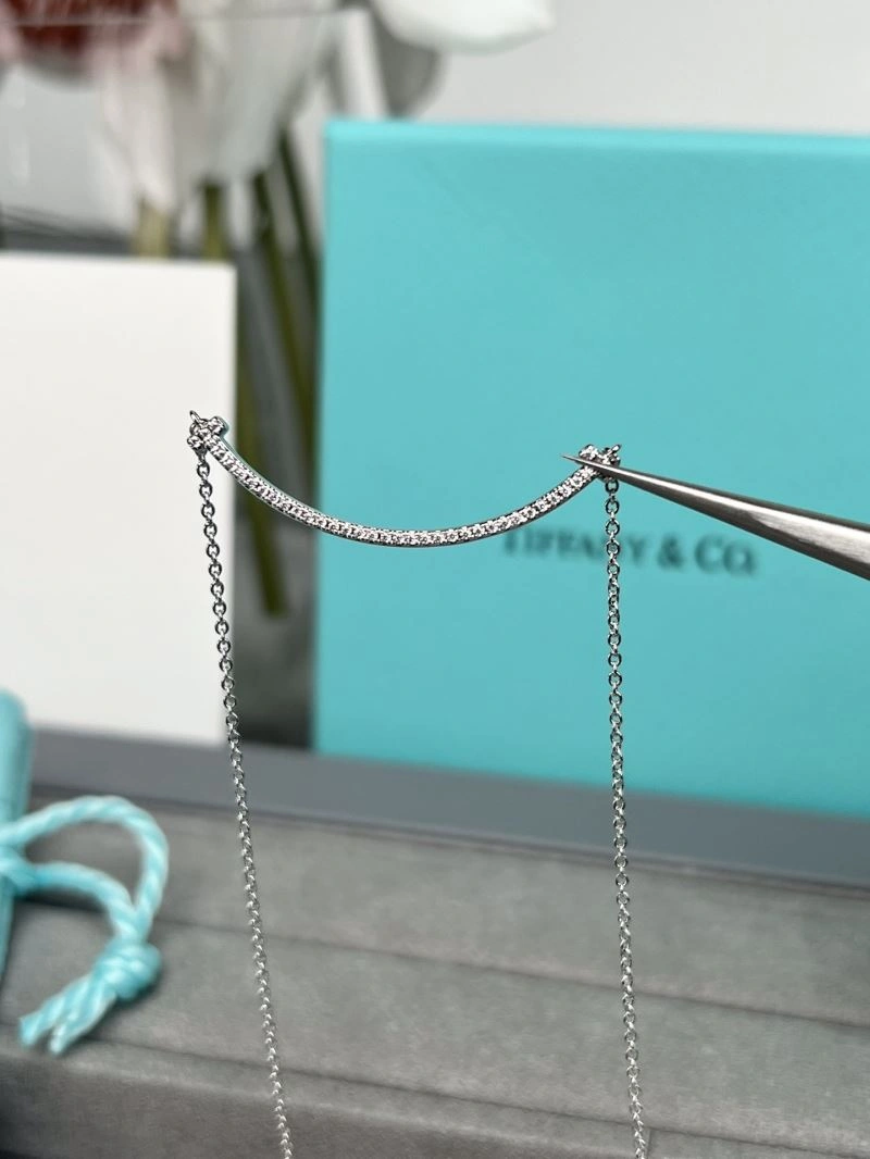 Value-priced Tiffany Necklaces