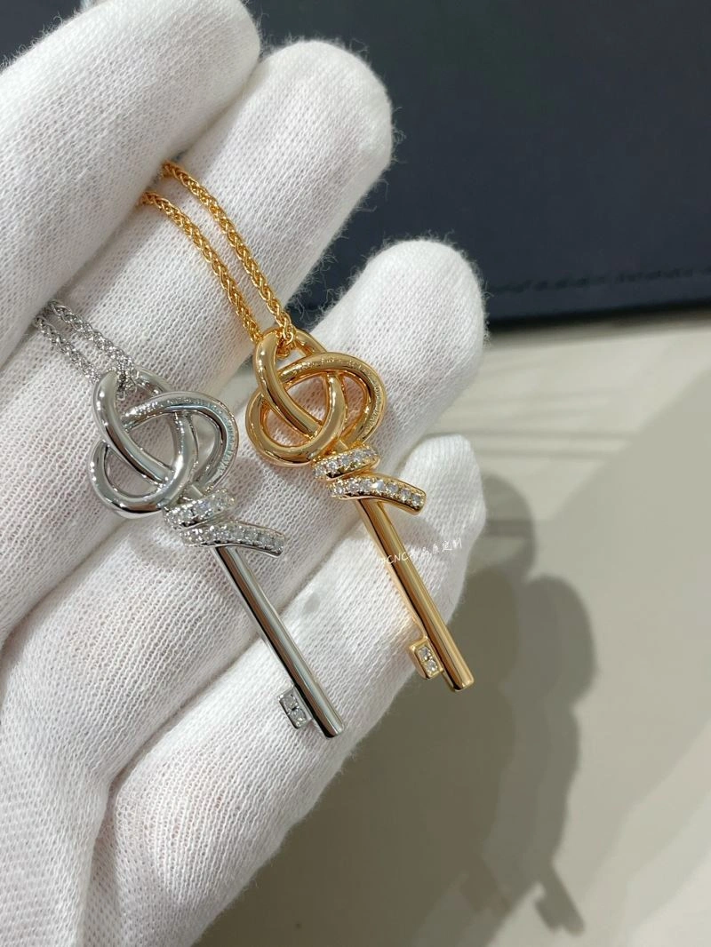 Original Tiffany Necklaces