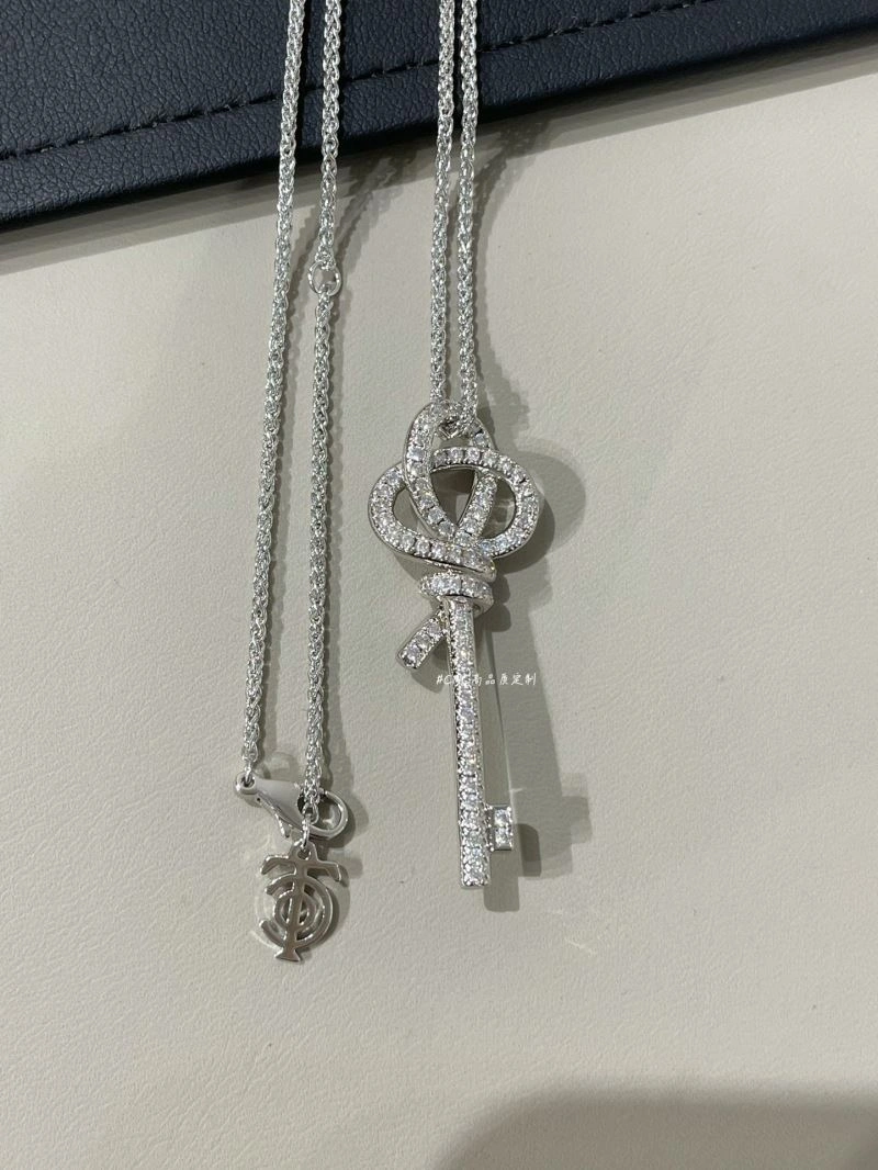 Original Tiffany Necklaces