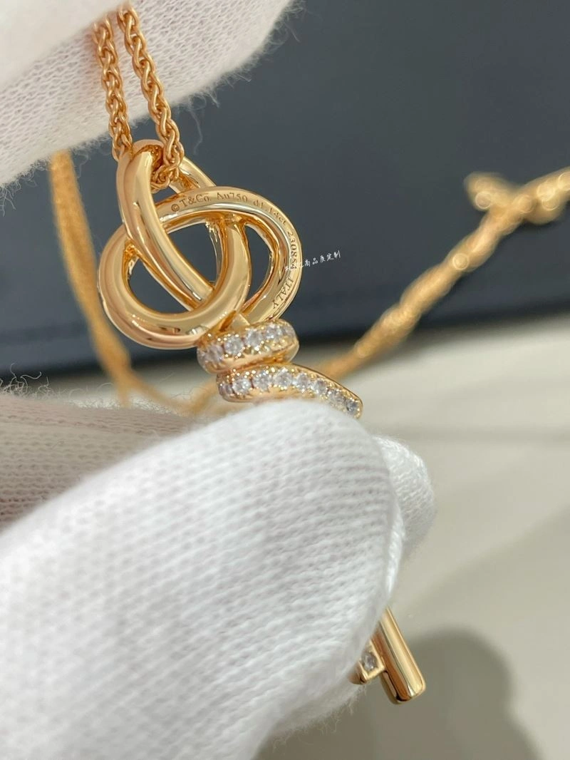 Original Tiffany Necklaces