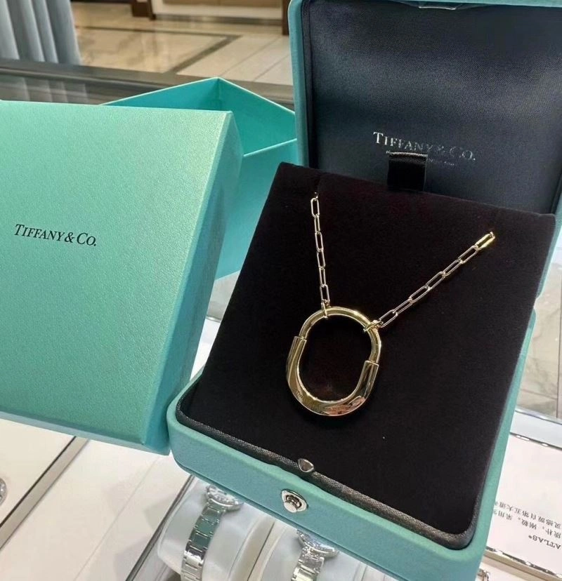 Low-cost Tiffany Necklaces