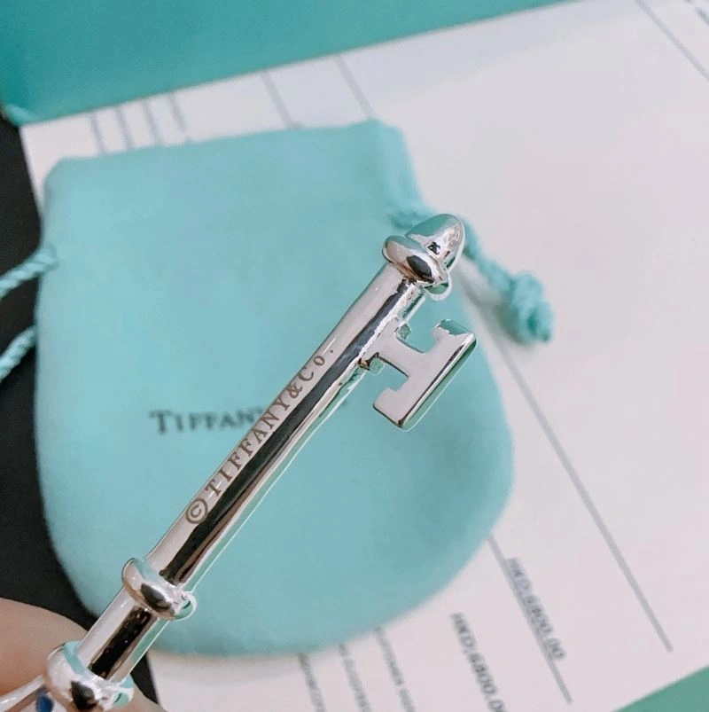Discounted Tiffany Necklaces