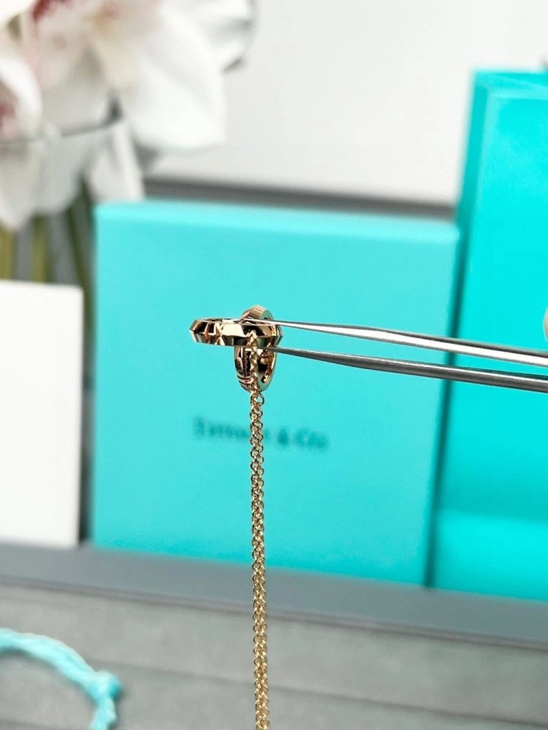 Reasonably priced Tiffany Necklaces