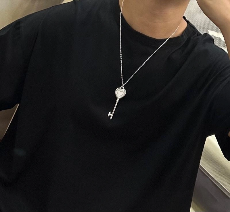 Real Tiffany Necklaces