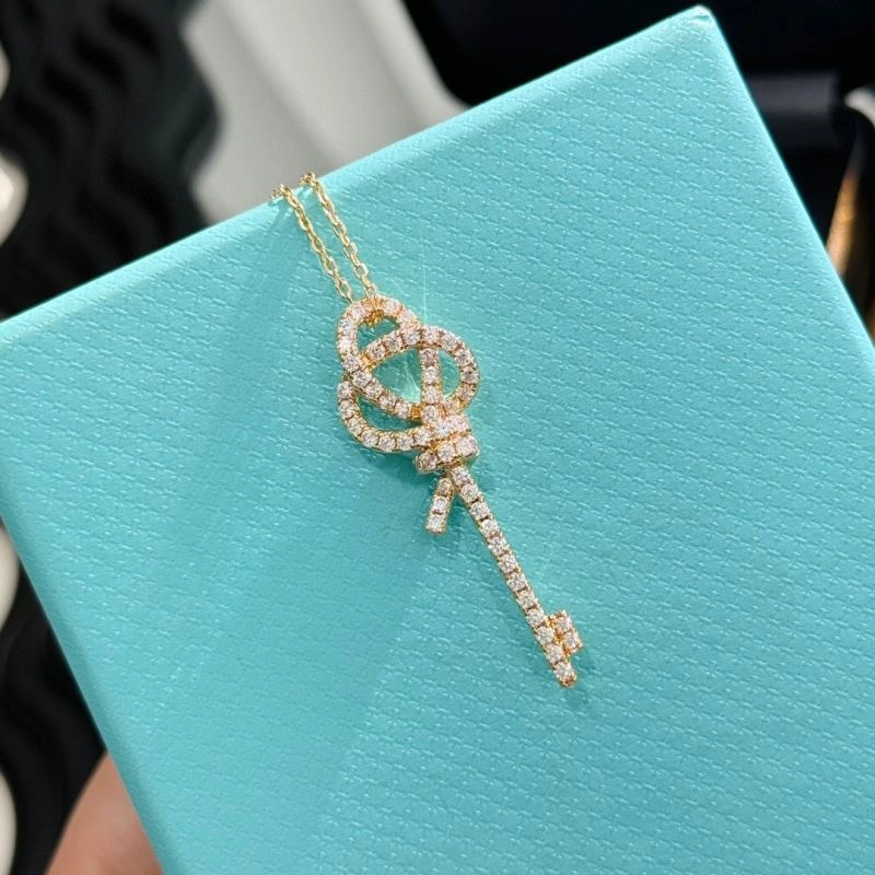 Budget-friendly Tiffany Necklaces