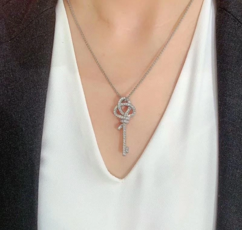Economical Tiffany Necklaces