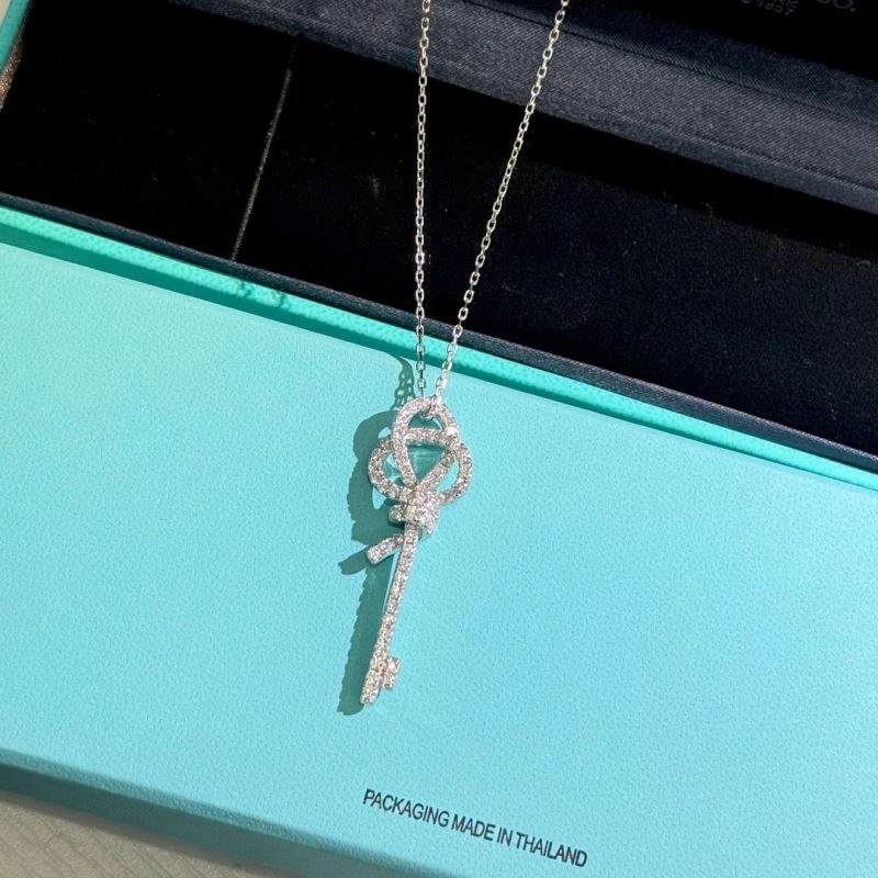 Economical Tiffany Necklaces