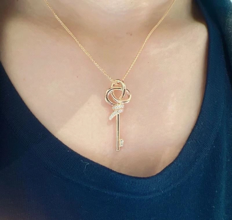 Economical Tiffany Necklaces