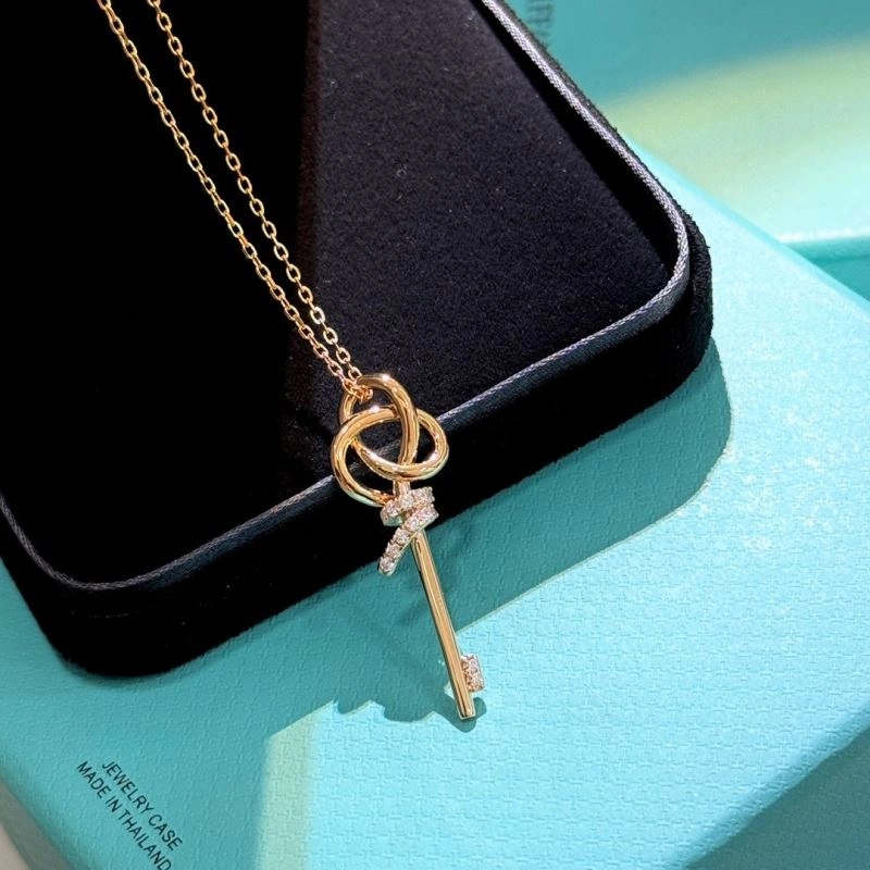 Economical Tiffany Necklaces