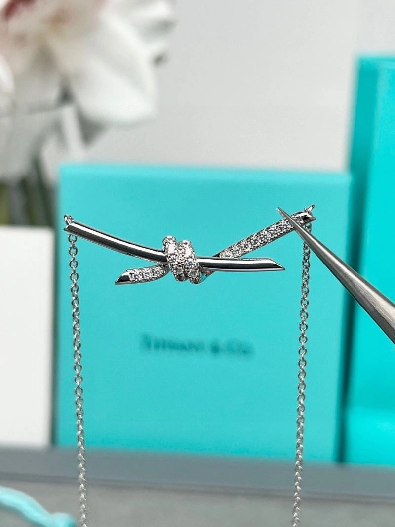 Bargain Tiffany Necklaces