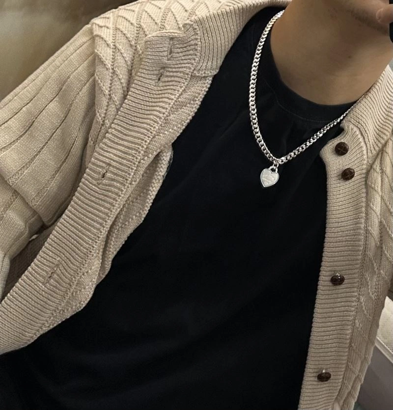 Brand-authenticated Tiffany Necklaces