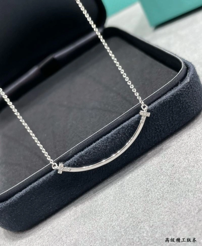 Bargain Tiffany Necklaces