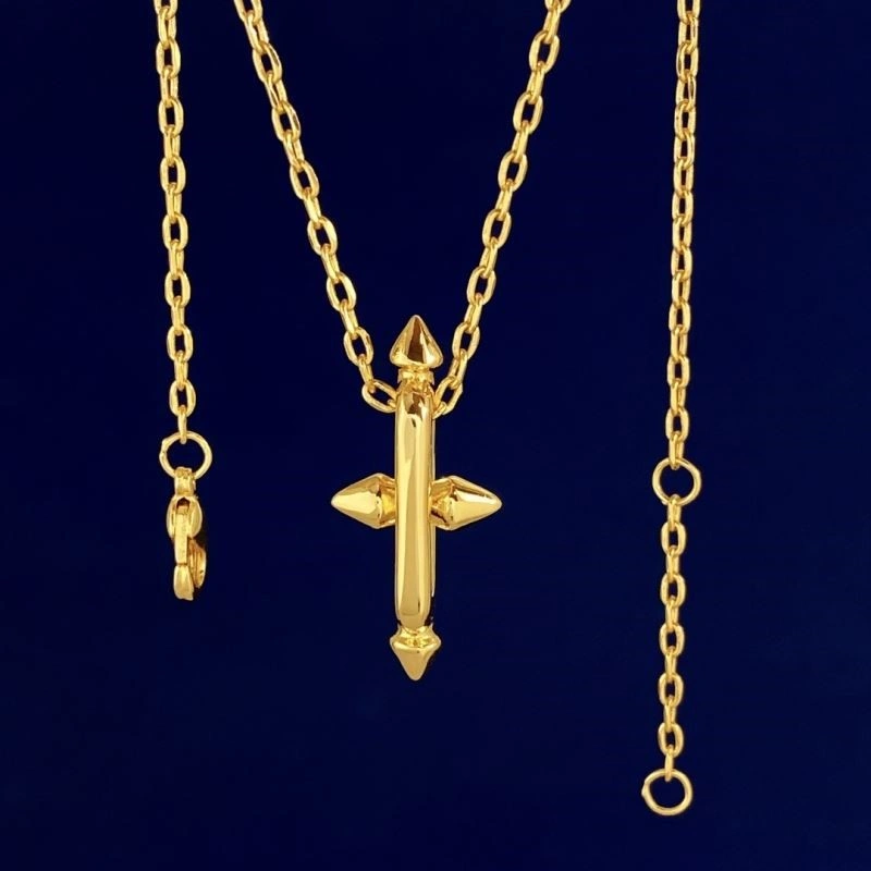 Indistinguishable Tiffany Necklaces