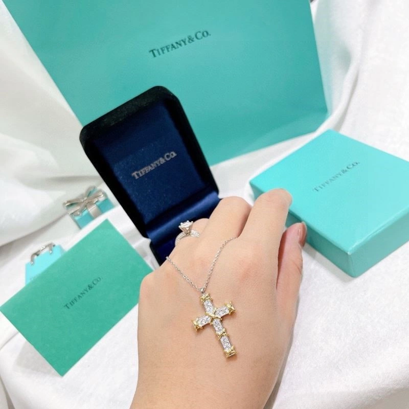 High accuracy Tiffany Necklaces
