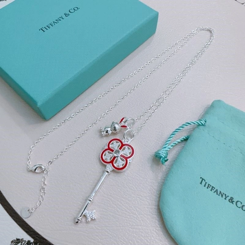 Brand-authenticated Tiffany Necklaces