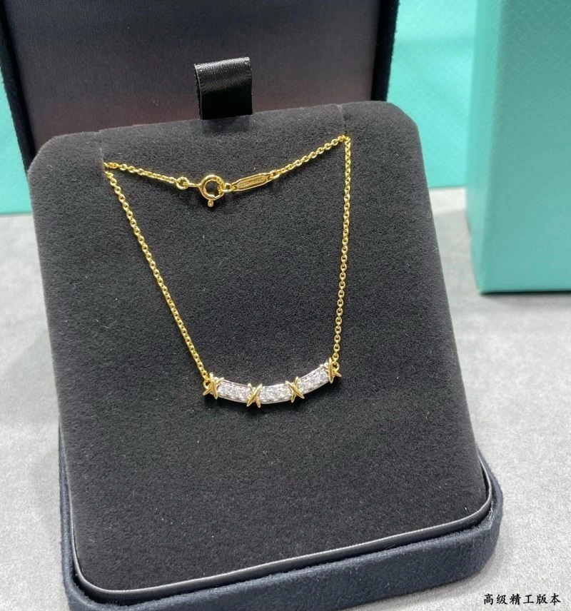 Value-priced Tiffany Necklaces