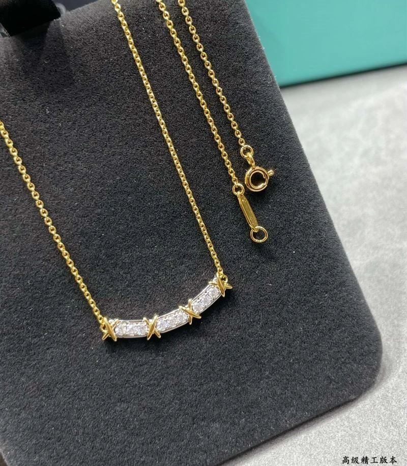 Value-priced Tiffany Necklaces