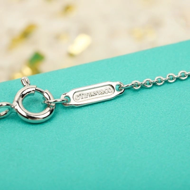 Cut-rate Tiffany Necklaces