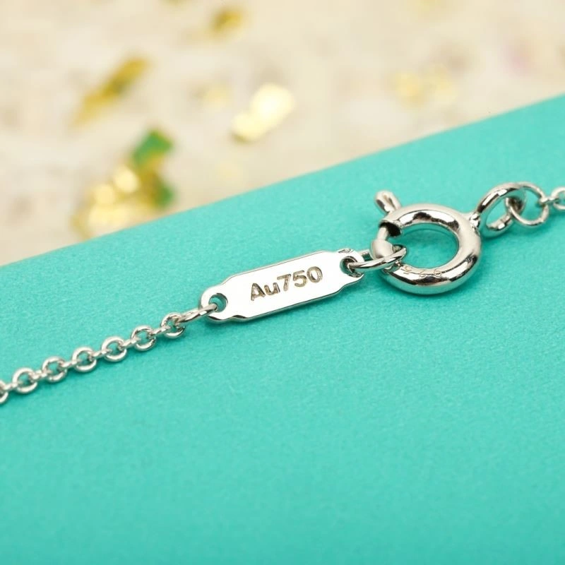 Cut-rate Tiffany Necklaces