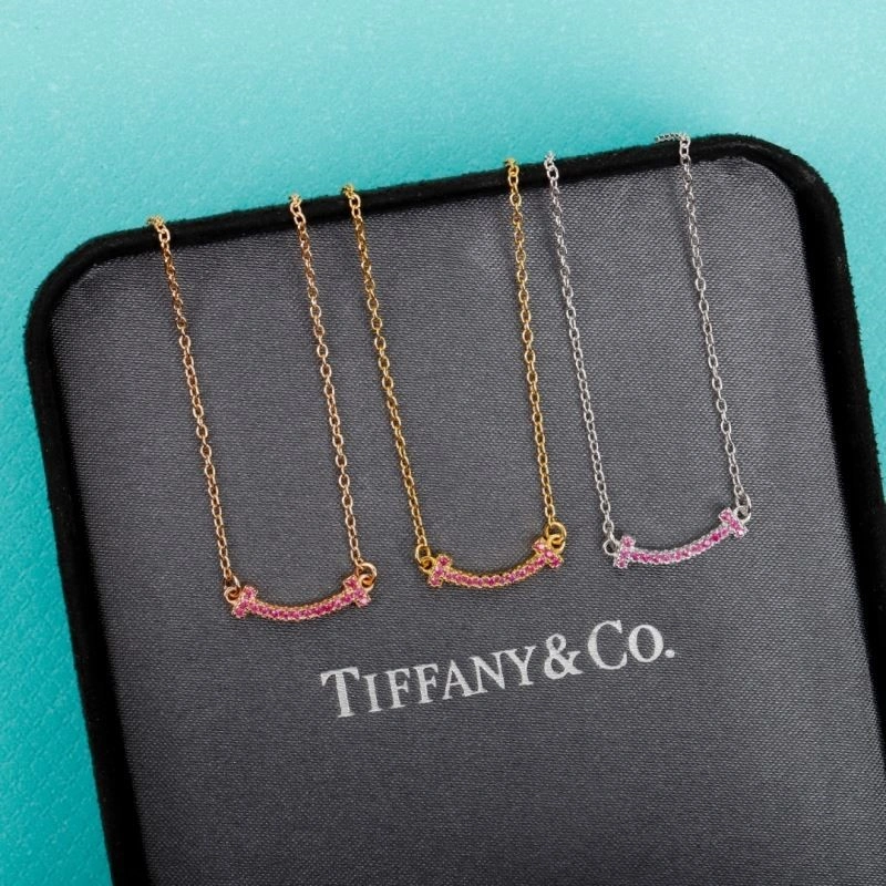 Brand-authenticated Tiffany Necklaces
