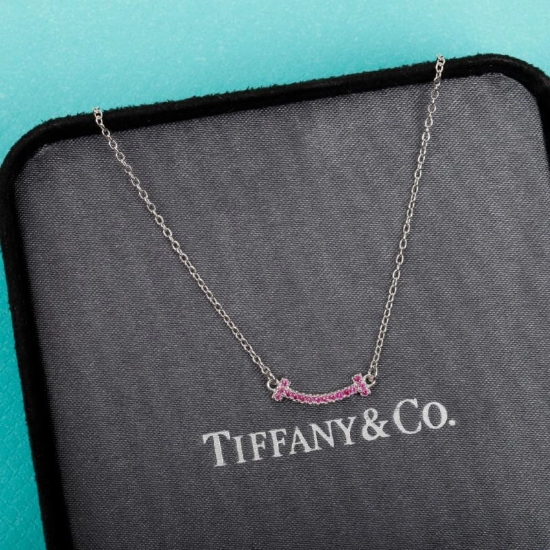 Brand-authenticated Tiffany Necklaces