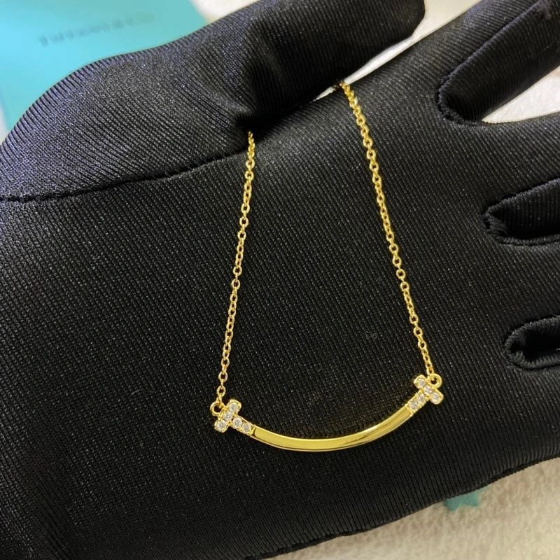 Cut-rate Tiffany Necklaces