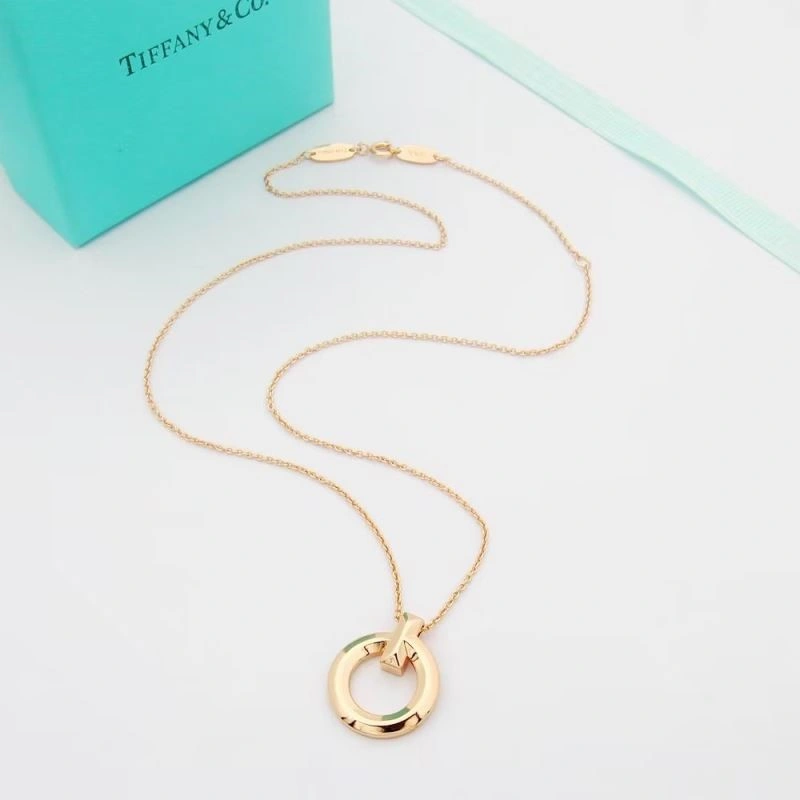 Bargain Tiffany Necklaces