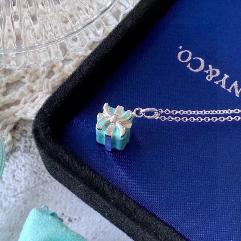 Discounted Tiffany Necklaces