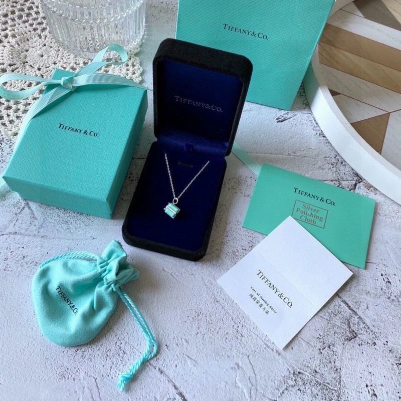 Discounted Tiffany Necklaces