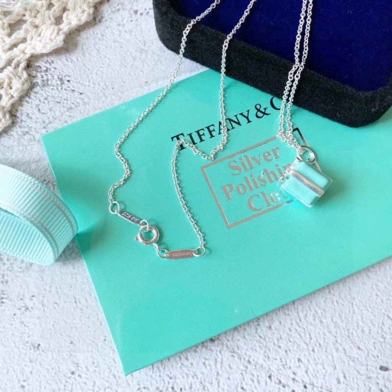 Discounted Tiffany Necklaces