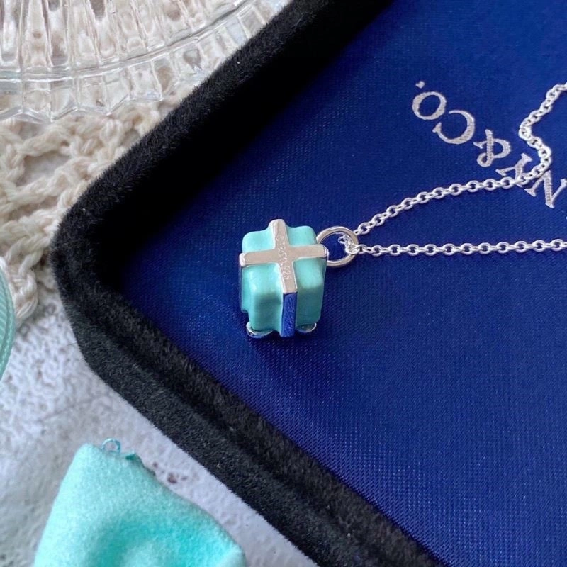 Discounted Tiffany Necklaces
