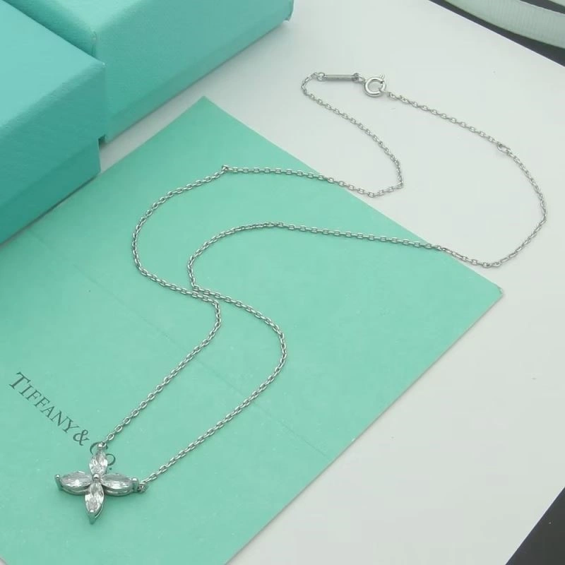 Low-cost Tiffany Necklaces