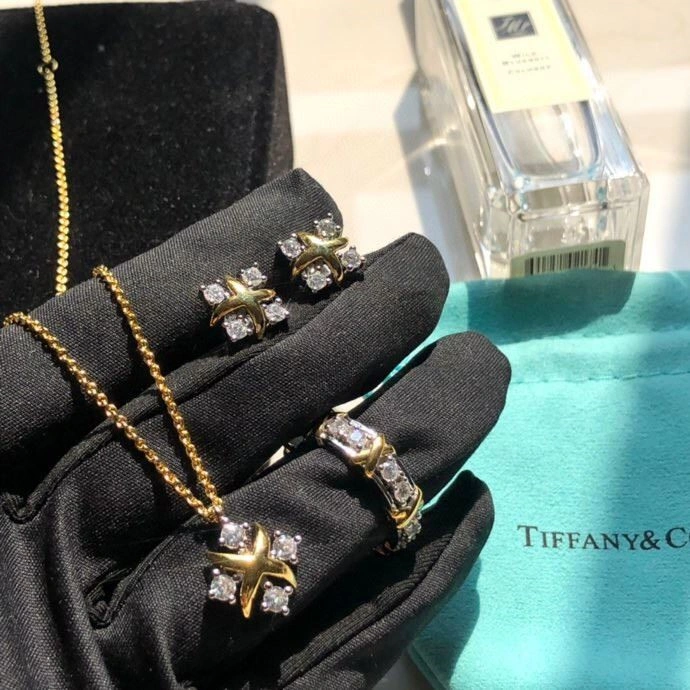 Authentic Tiffany Necklaces