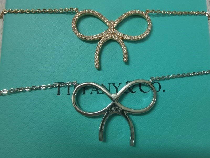Brand-authenticated Tiffany Necklaces