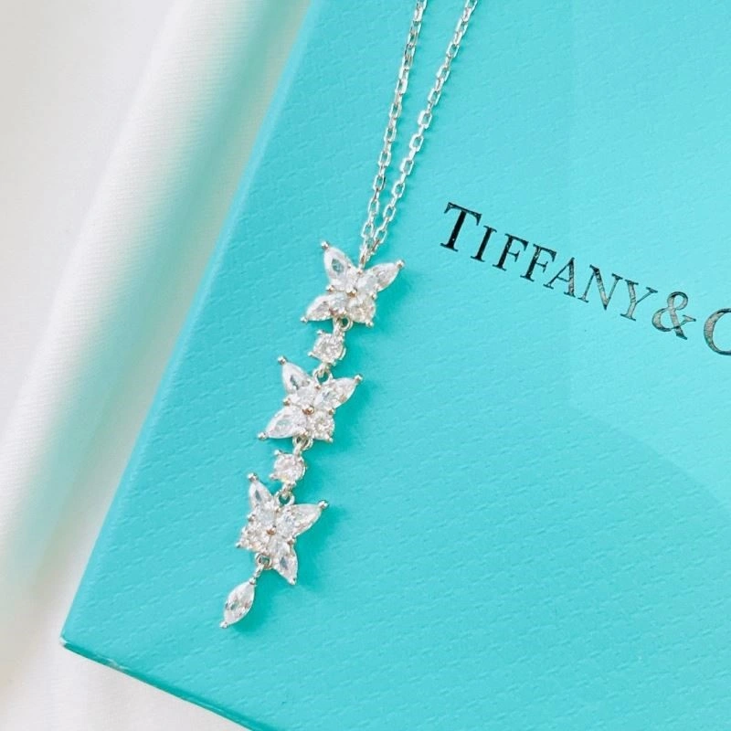 Top match Tiffany Necklaces
