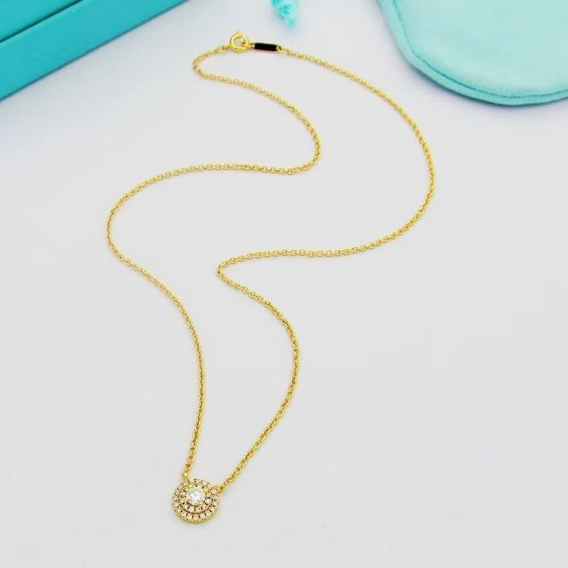 Indistinguishable Tiffany Necklaces