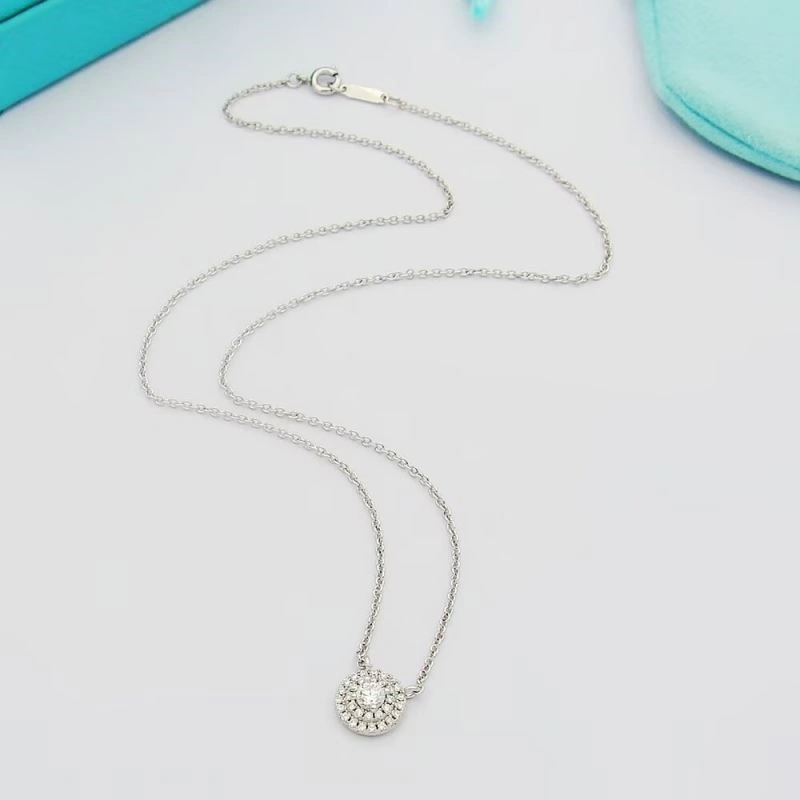 Indistinguishable Tiffany Necklaces