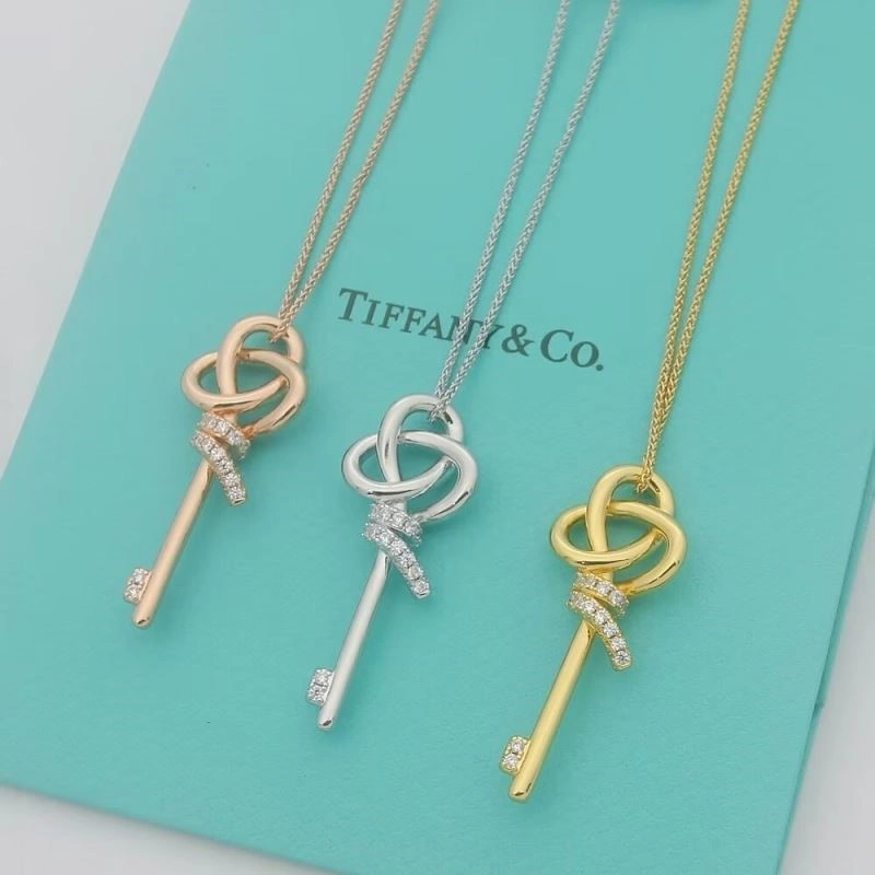 Cut-rate Tiffany Necklaces