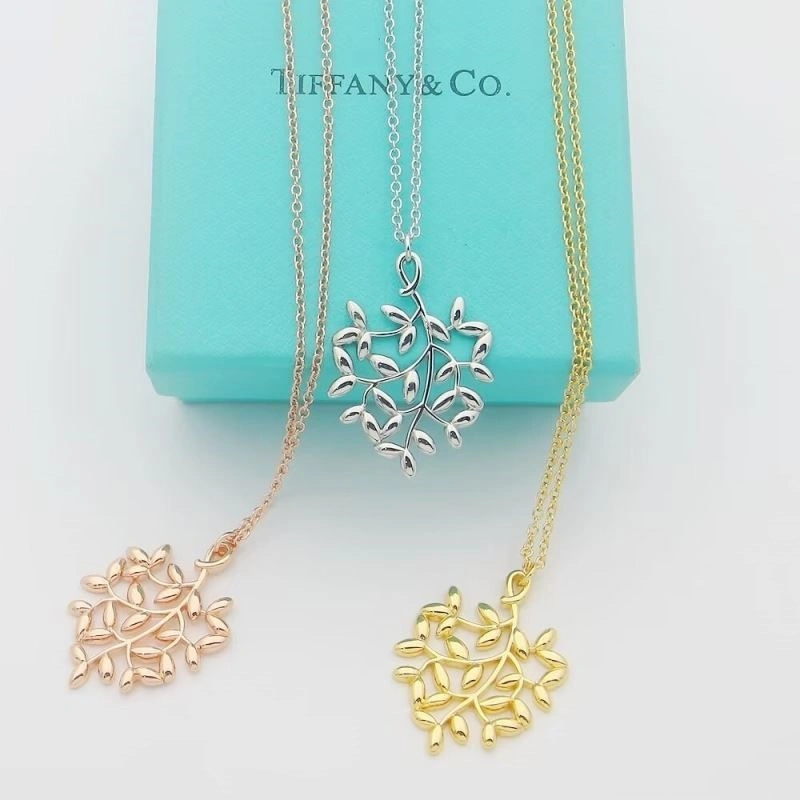 Top match Tiffany Necklaces