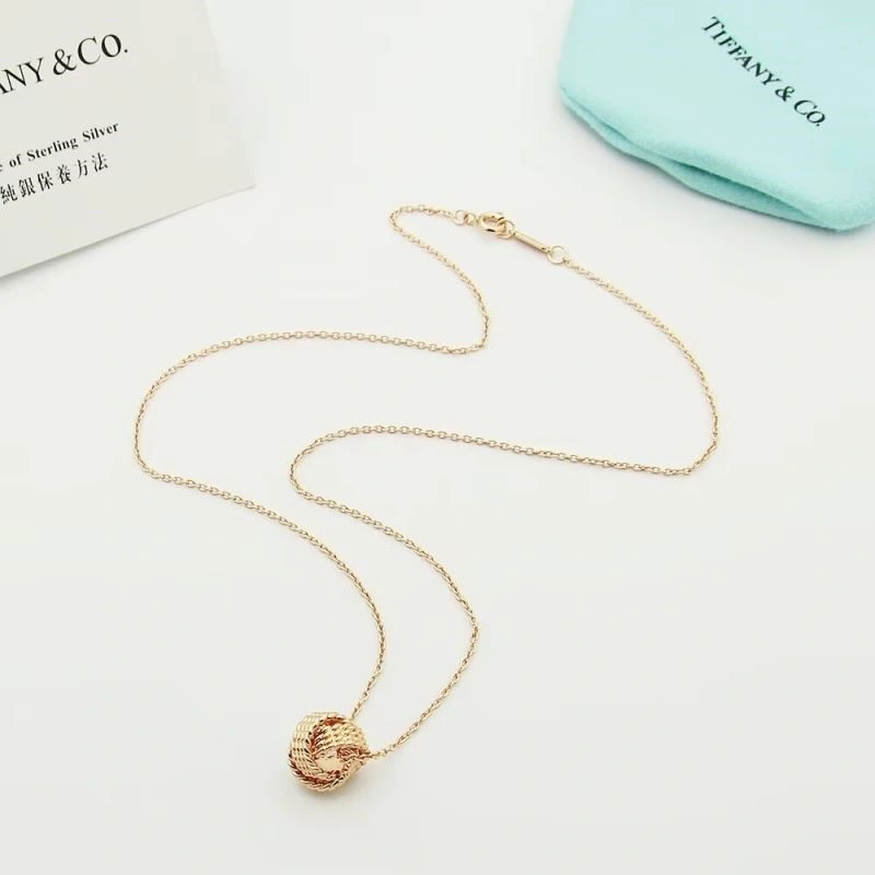 Bargain Tiffany Necklaces
