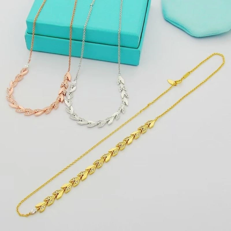 Top match Tiffany Necklaces